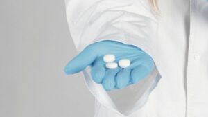 حبوب كوكسيكام (Coxicam) | دواعي الاستعمال والجرعات الآمنة