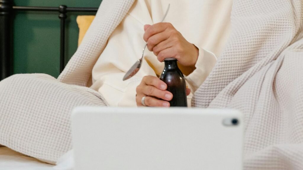 لوبريكف شراب للكحة (Loprecough) - مدونة الدواء