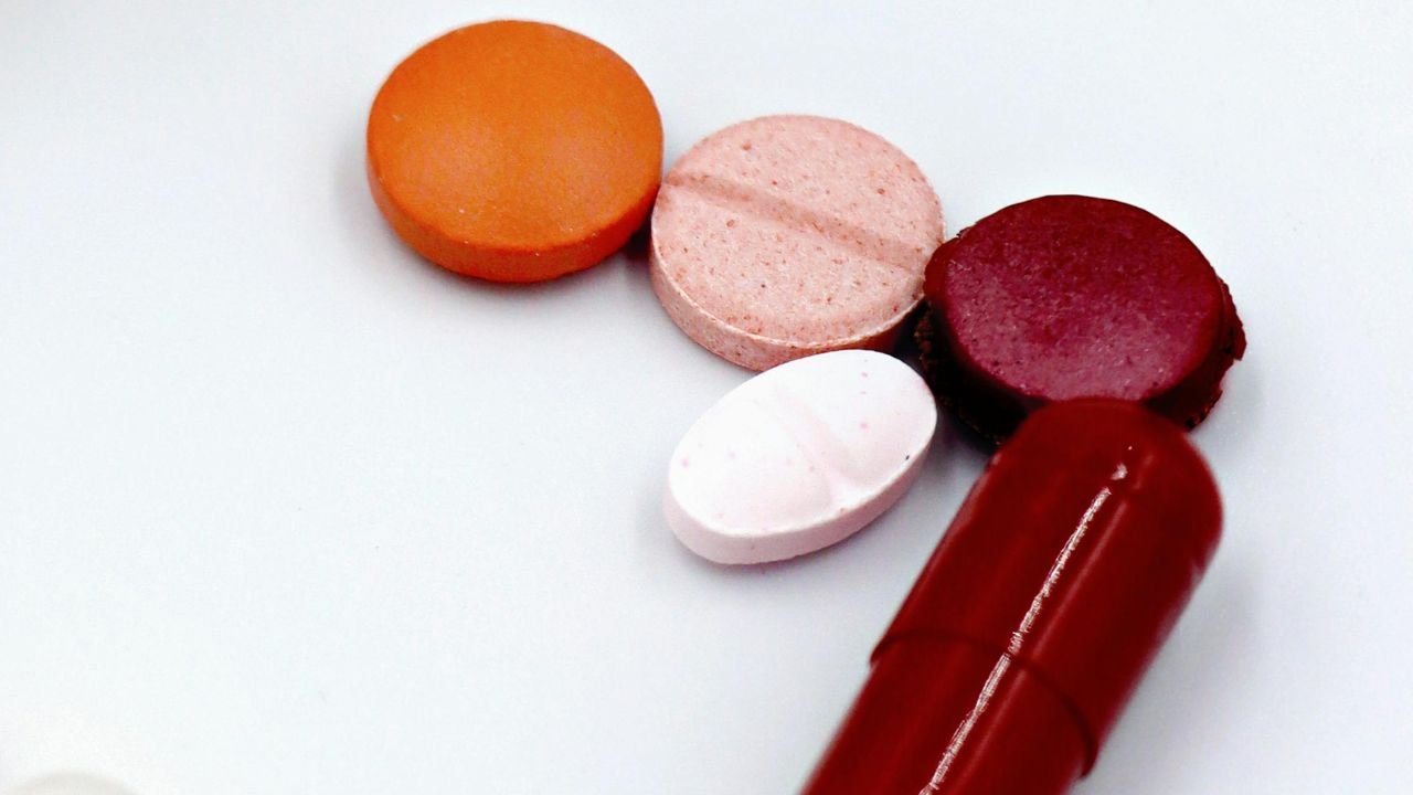 أشهر 3 استخدامات لدواء ديترونين اقراص - مدونة الدواء